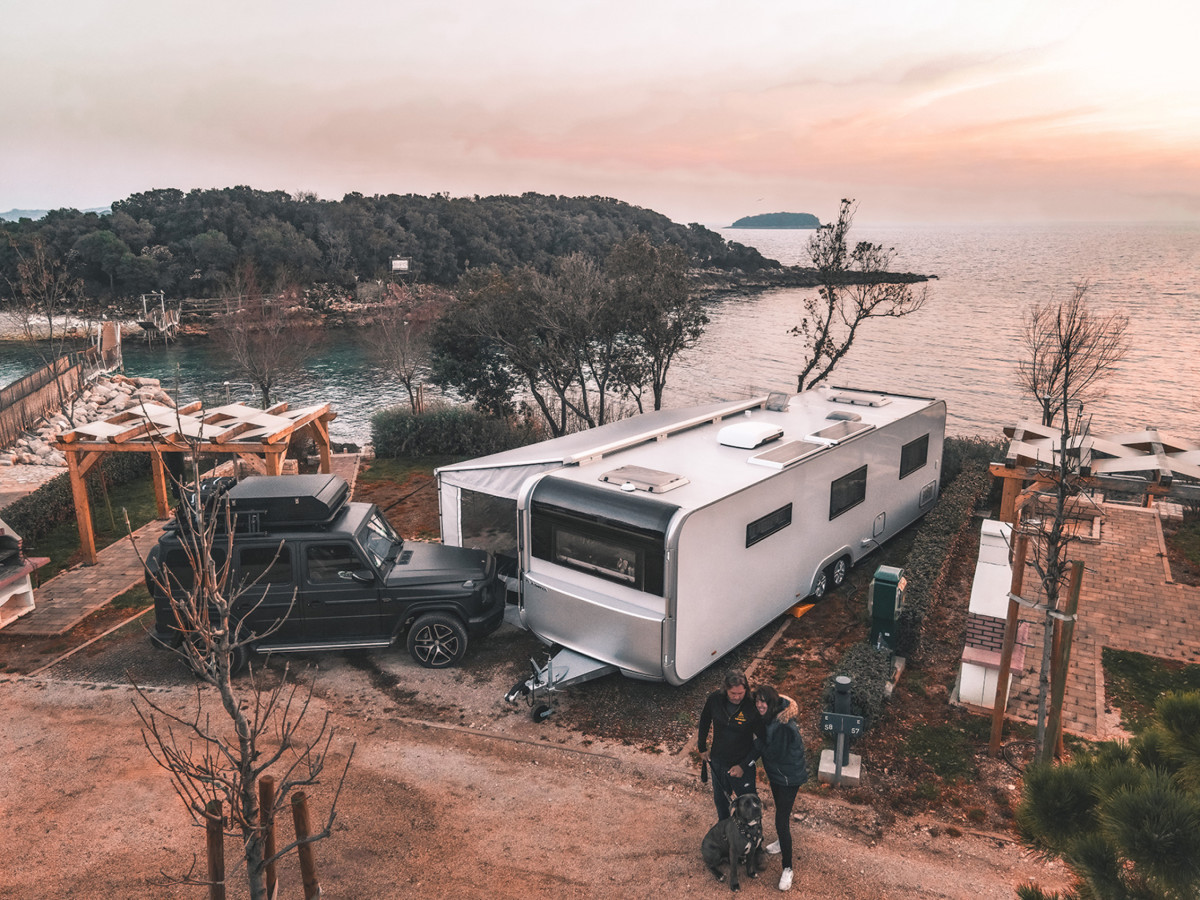 Swap luxury loft for Adria Astella 904 HP