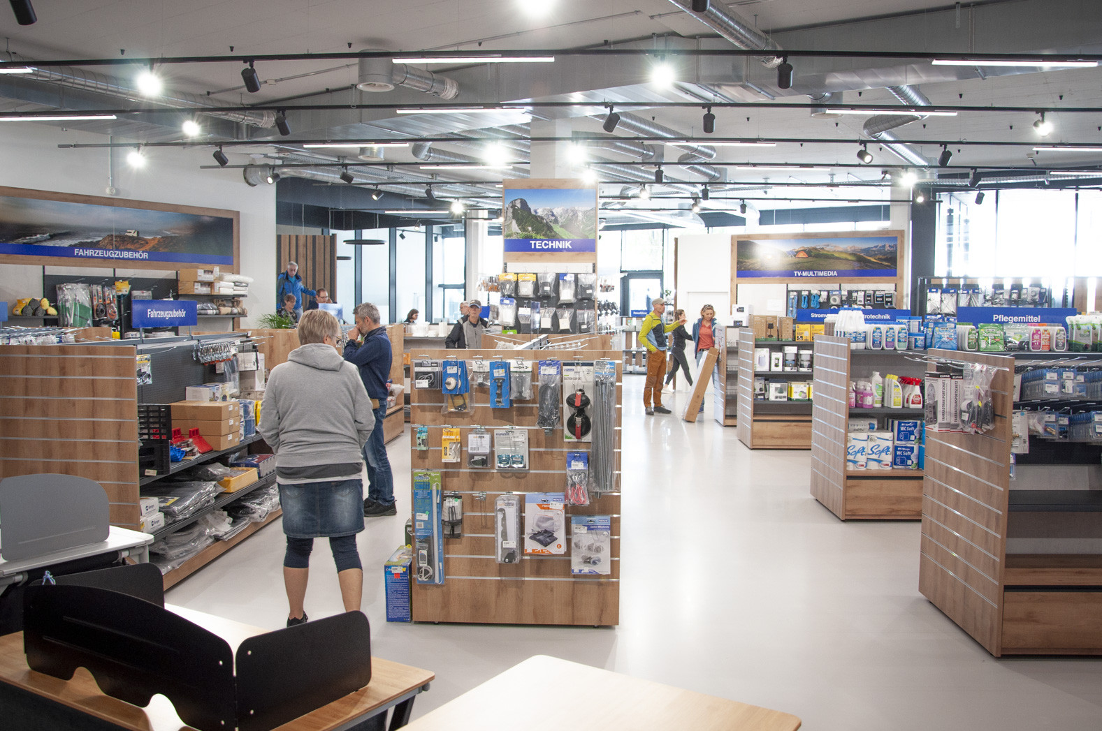 Neueröffnung in Altstätten: Dietsche Caravan Camping AG eröffnet neuen ...